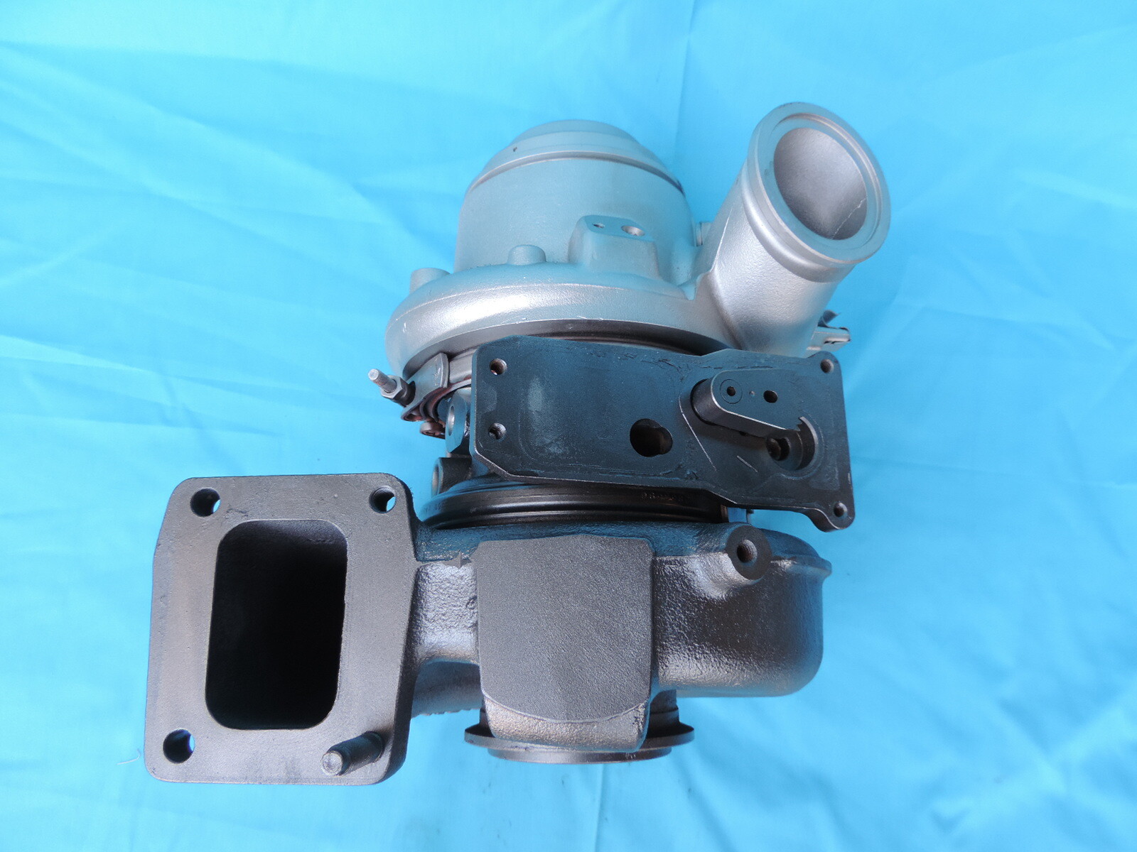 Cummins X15 Holset Genuine HE400VG Turbo Turbocharger 5358484 5358483 ...