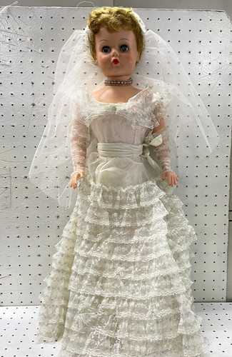 Vintage Betty The Beautiful Bride Doll 30in Blonde Vinyl De Luxe Toy ...