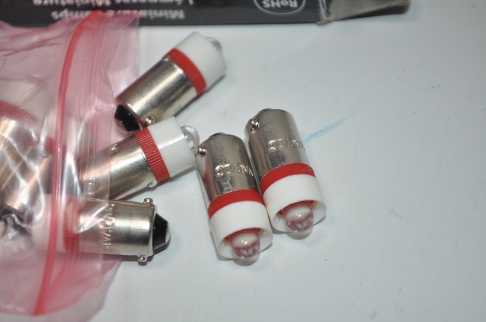 NEW BOX OF 10 EiKO LED-24-BA9S-R 24V AC/DC MINIATURE LAMPS - RED | eBay