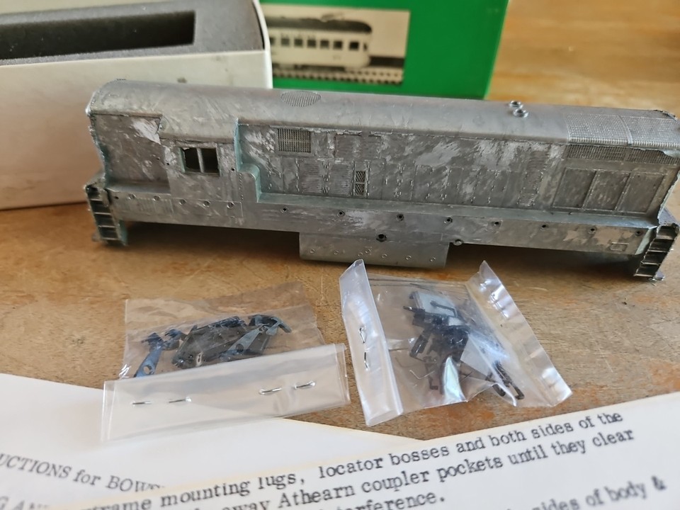 Vintage Bowser HO Scale FM Diesel Train Engine Body Kit #1-113000 NEW ...