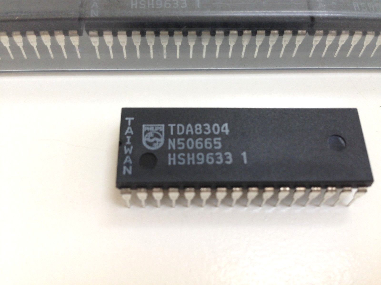 2 Pieces | TDA8304 10-13.2V; 90-140mA; Small Signal Combination IC | eBay