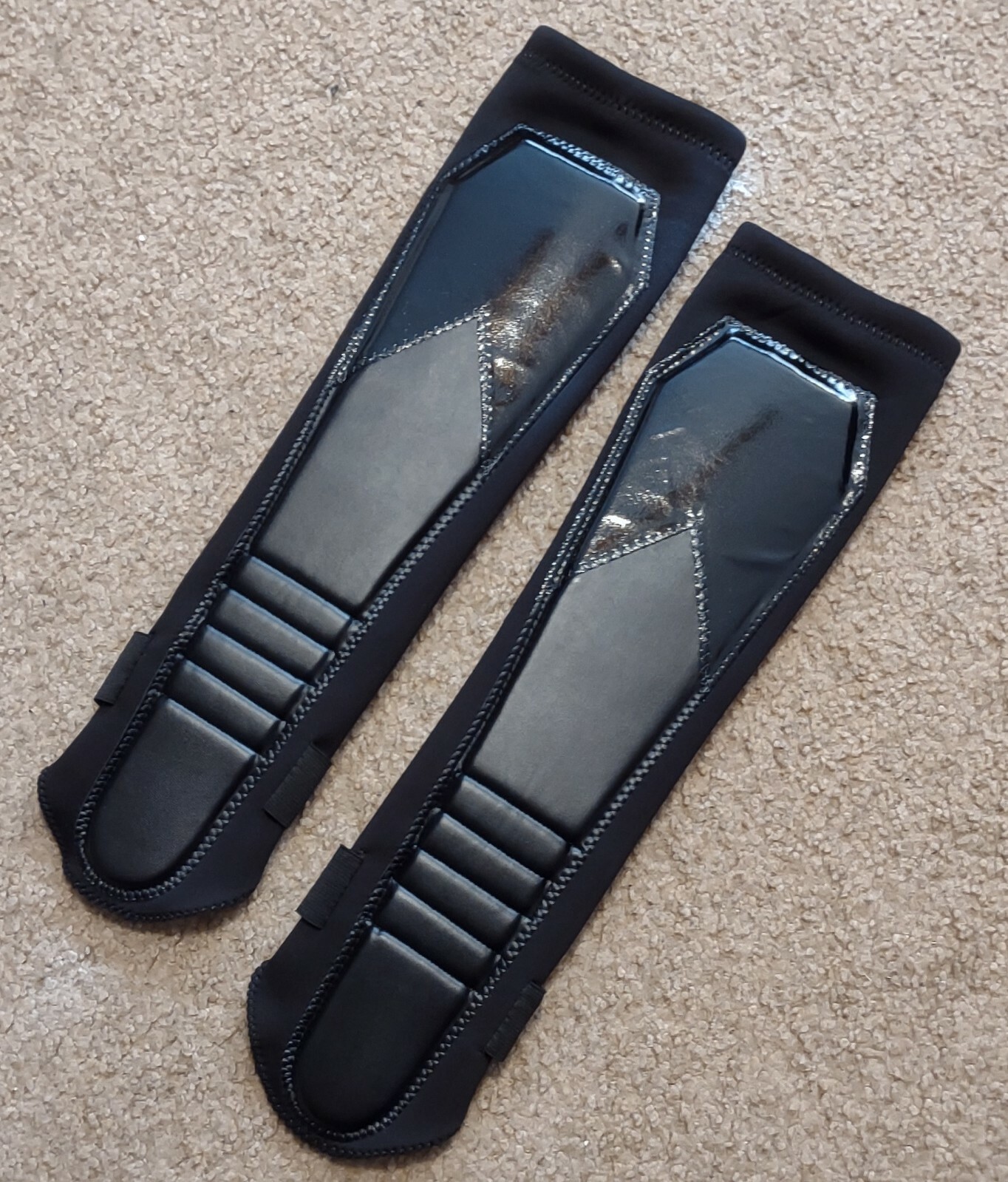 Pro Wrestling KICKPADS Black Shiny on Flat - Professional Gear - BRAND ...