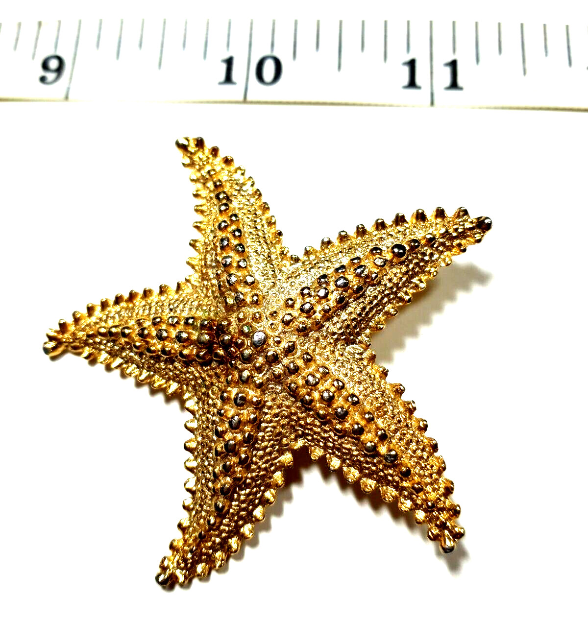Vintage GERRYS Gold Color Textured Starfish BROOCH si… - Gem