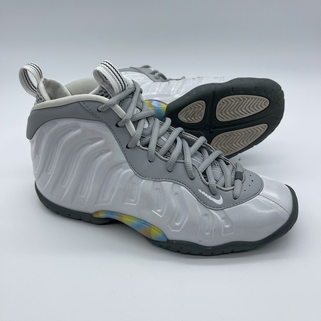 Nike Little Posite Foamposite One Rainbow Pixel Size 5.5Y / Women's 7 ...