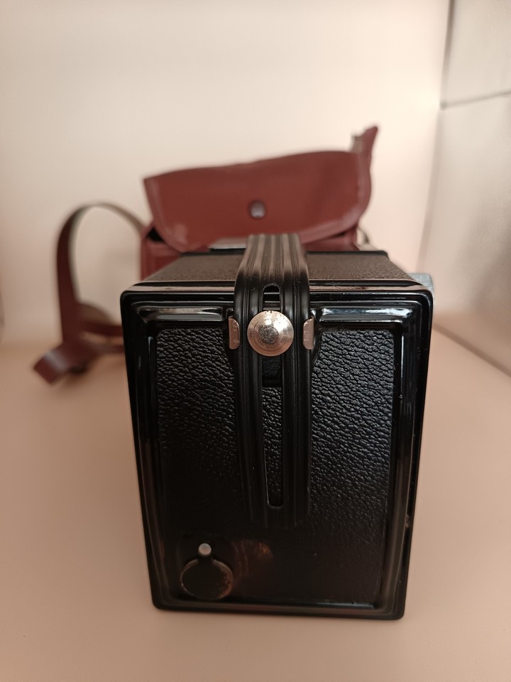 Vintage Coronet Consul Box Camera, 6 x 9cm Roll Film Camera in Original ...