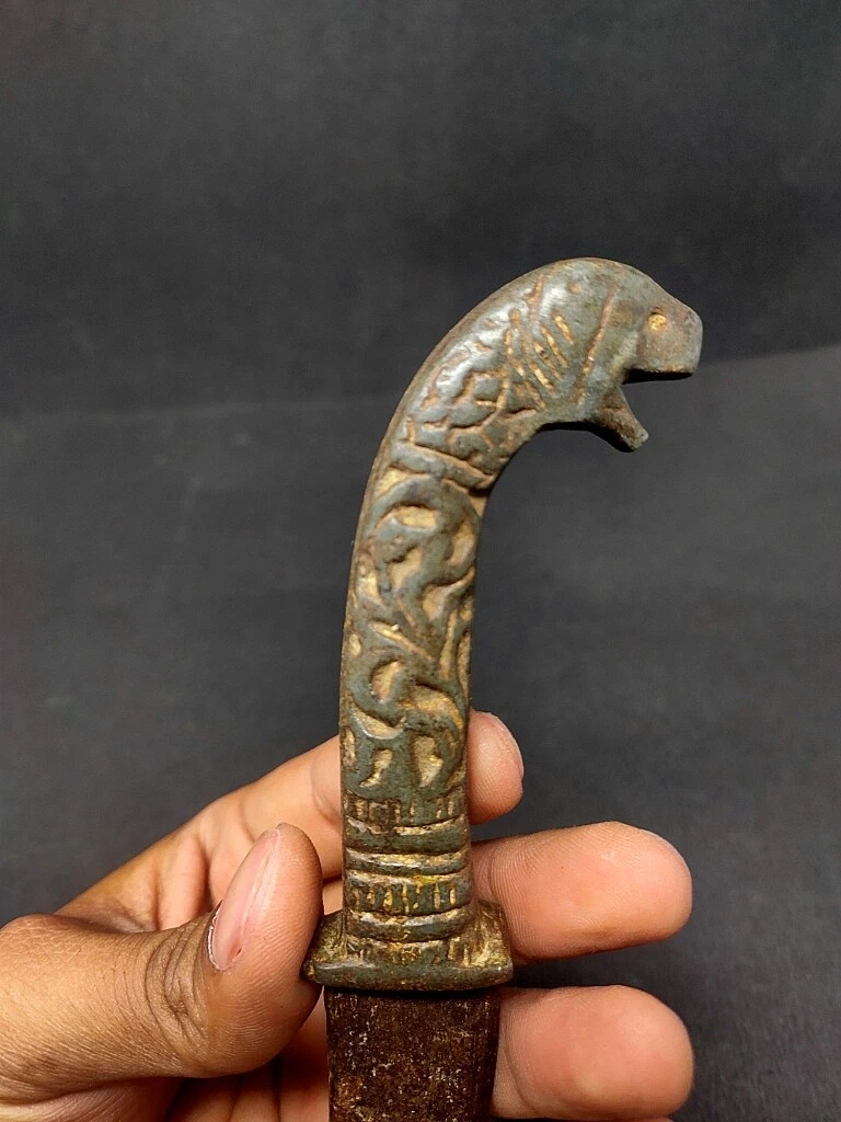 Tribal Dagger Design