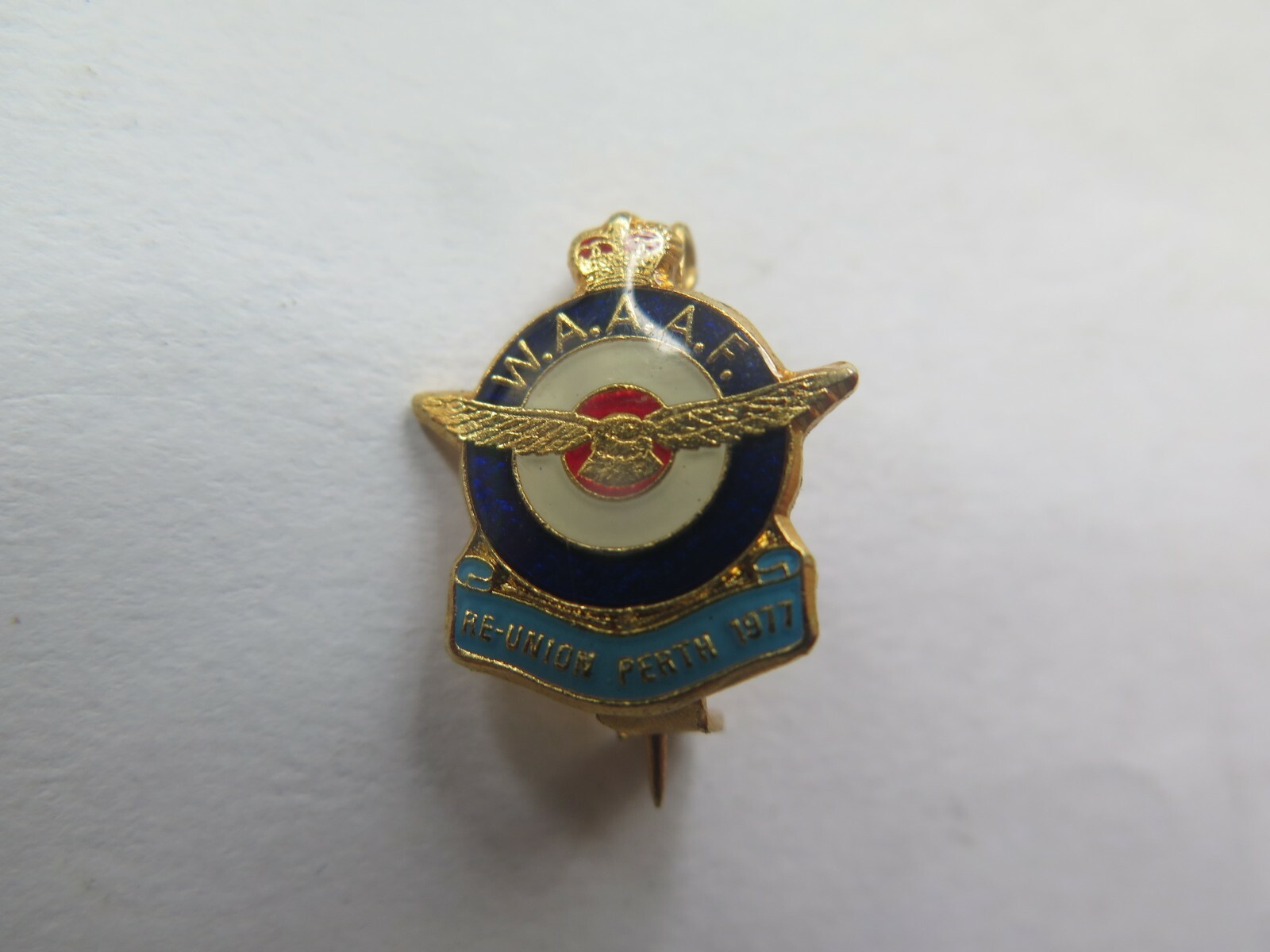 WAAAF WOMENS AUXILIARY AUSTRALIAN AIR FORCE REUNION PERTH BADGE 1977 ...