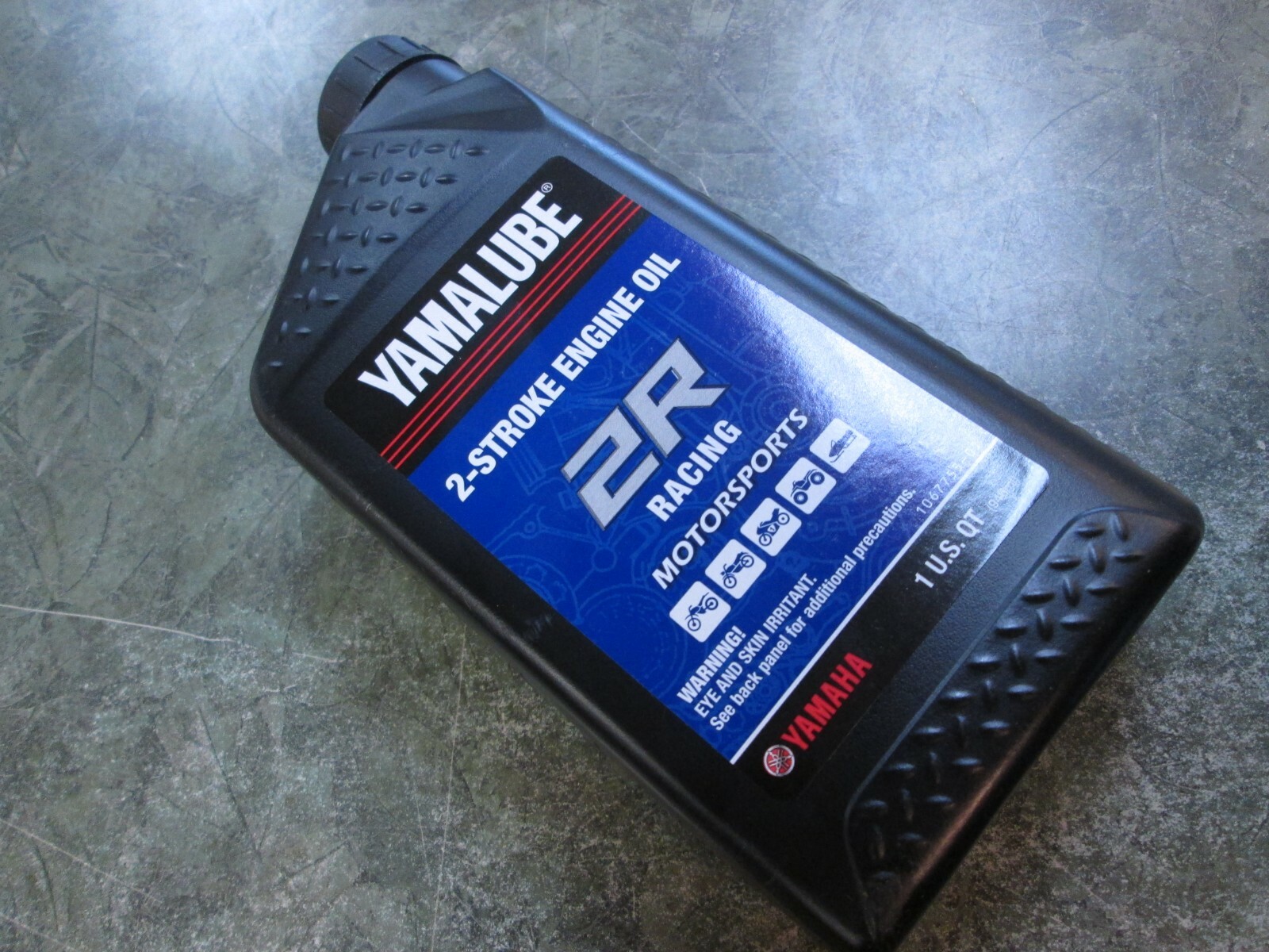 Yamaha Genuine Yamalube 2R 2 Stroke Mixing Oil 1 Quart Bottle Sold ...