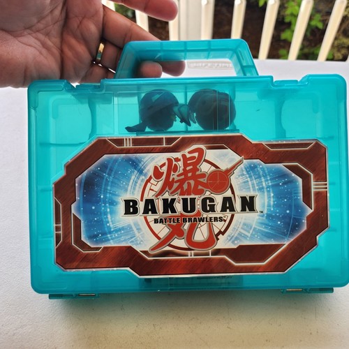 Bakugan Battle Brawlers Carry Case 2 Brawler Figures & 12 Cards Lot | eBay