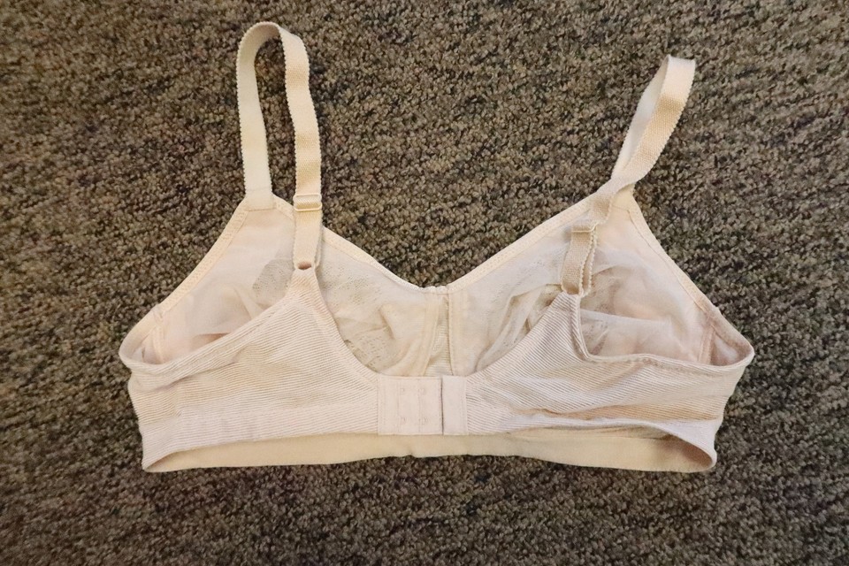 New Wacoal Visual Effects Wire Free Minimizer Bra - Size 36DD - Sand ...