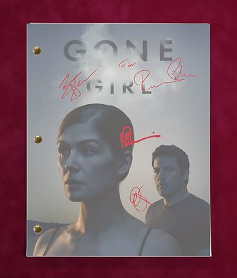 GONE GIRL SCRIPT WITH REPRODUCTION SIGNATURES Affleck Pike Harris "C3 ...