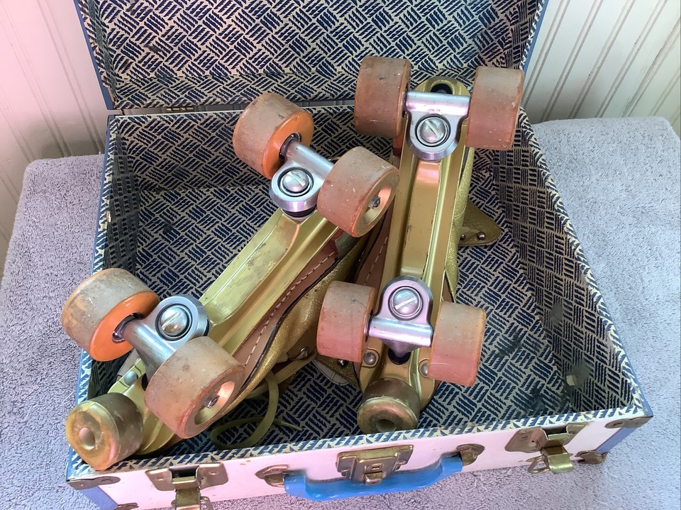 vintage blue and white cub metal roller skate case withgold skates used ...