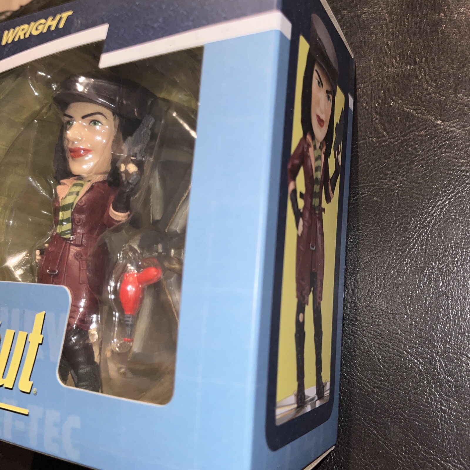 NEW Fallout Crate Piper Wright Figure LootCrate ScreenShots Exclusive ...