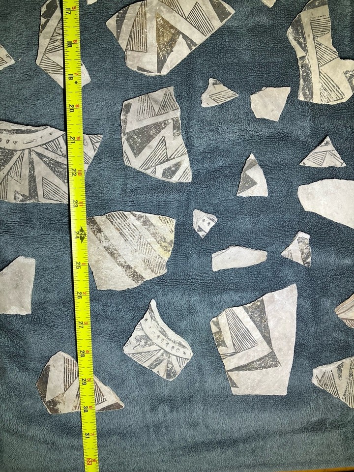 Anasazi Tularosa Black & White Pottery Shards PARTIAL POT Puzzle. 1100 ...