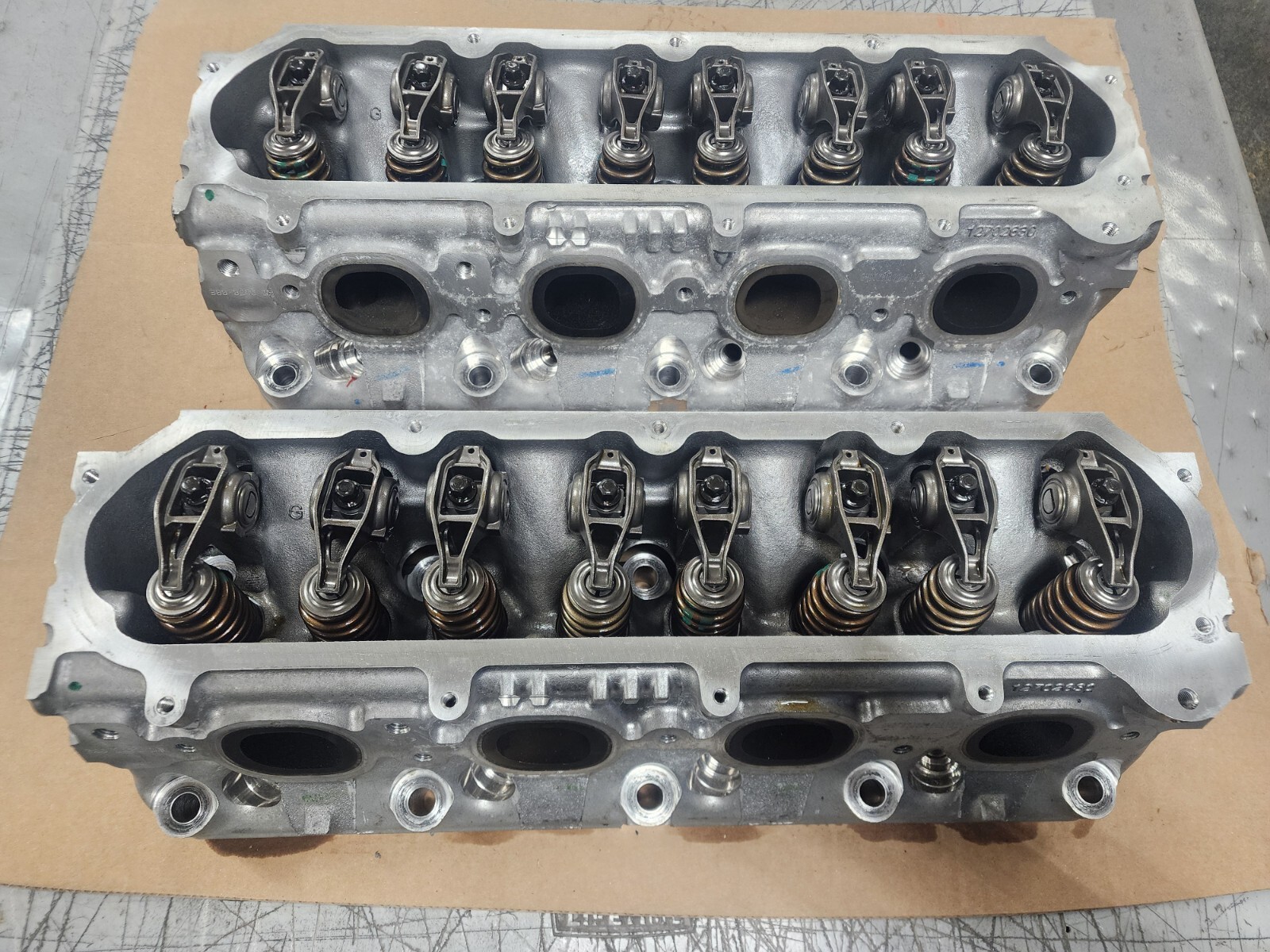 2020 CHEVY SILVERADO 2500 6.6L L8T CYLINDER HEAD SET PAIR WITH ROCKERS ...