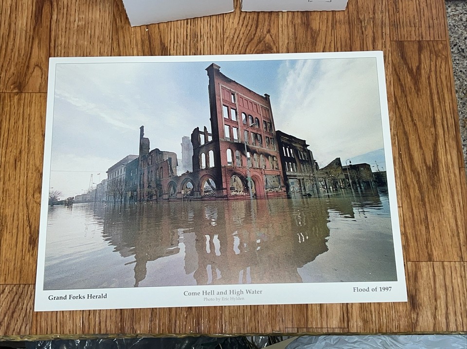 Grand Forks Herald ND Flood 1997 Come Hell & High Water Red River print ...