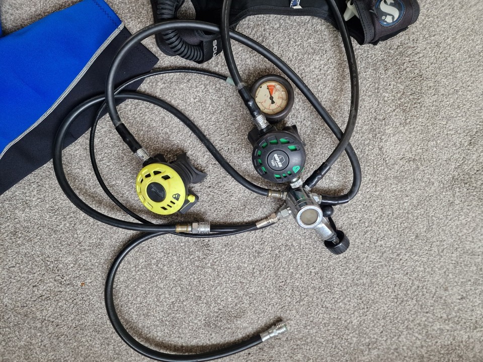 Scuba Pro Glide 1000 Diving BCD With Regulaters And Tanks | eBay UK