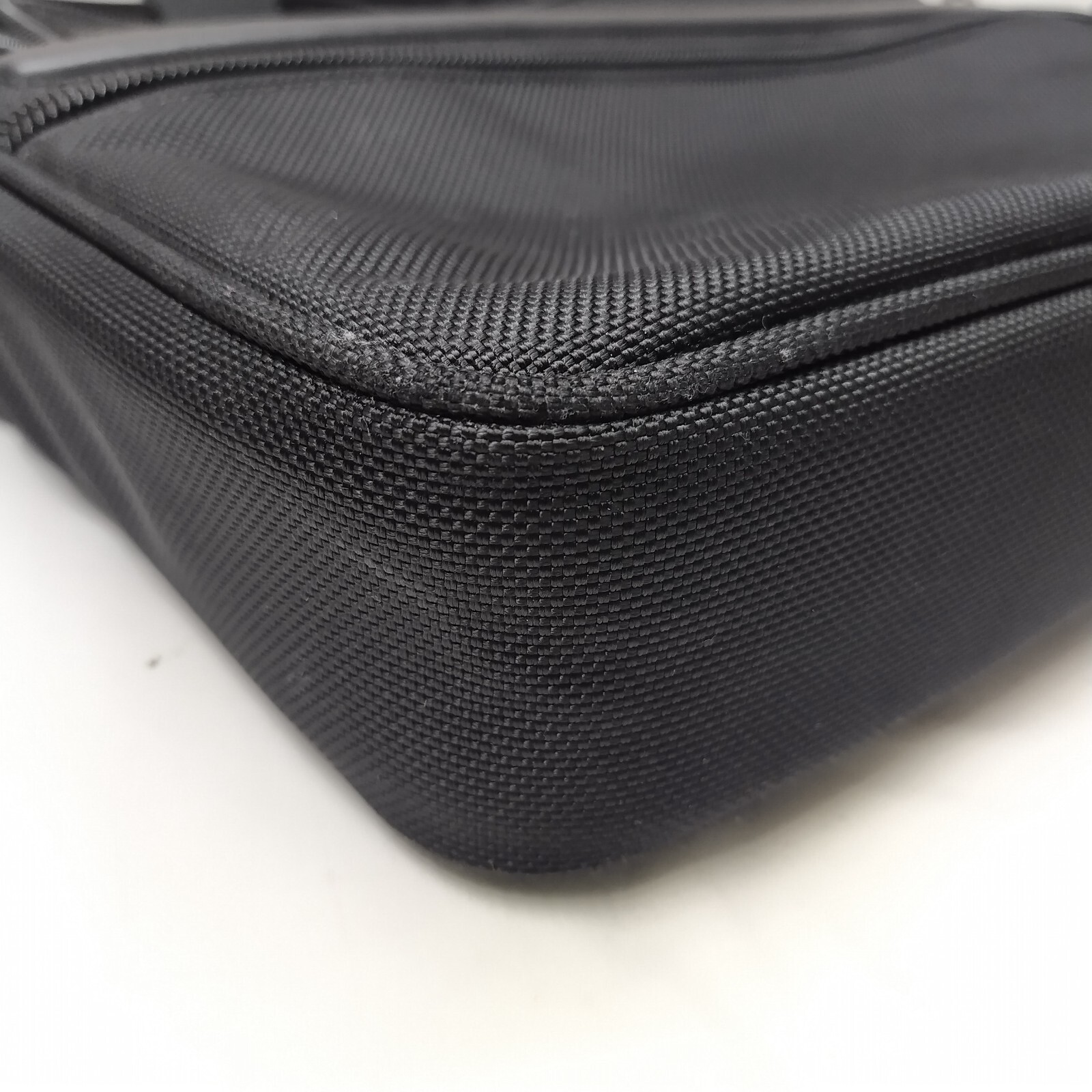 Tumi 2 Way Black Nylon Zipper Around Laptop Briefcase Messenger Bag | eBay