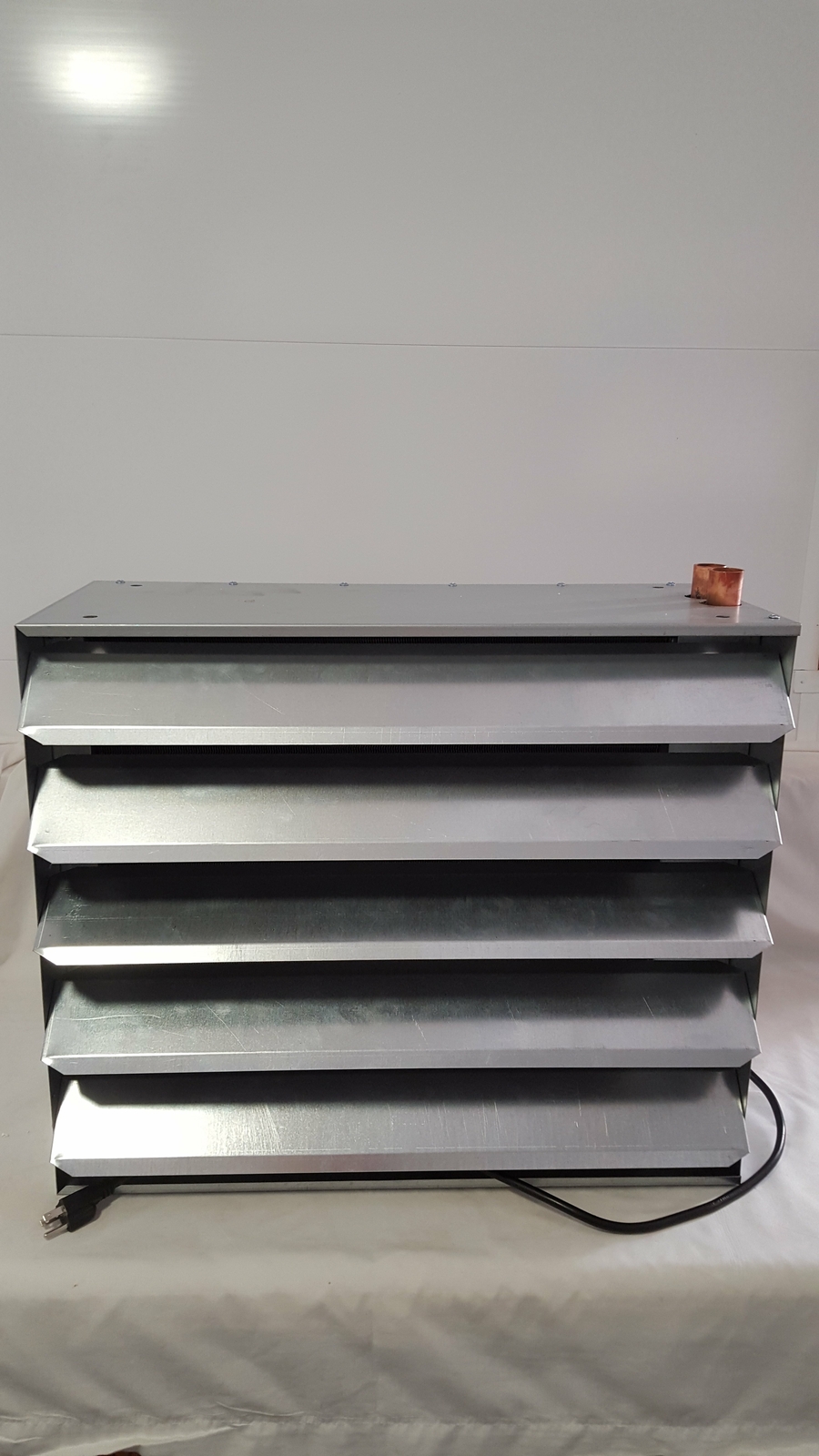 150k STYLE Hydronic hanging heater Variable speed fan NO WIRING NEEDED ...