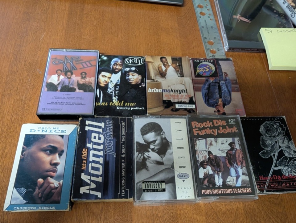 50 cassettes R&B Soul Rap Hip Hop cassingles Ice Cube Bone Thugs Shabba ...