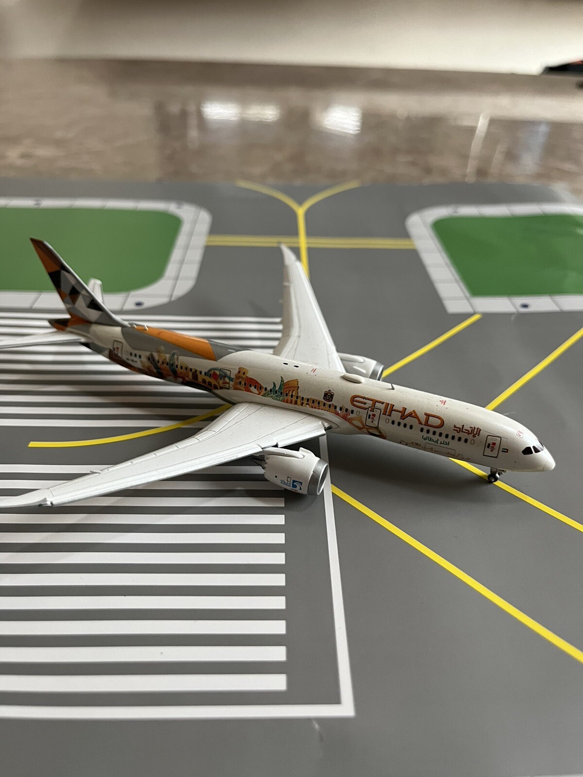 1:400 JC Wings Etihad 787-900 “Choose Italy” Flaps Down A6-BLH | eBay