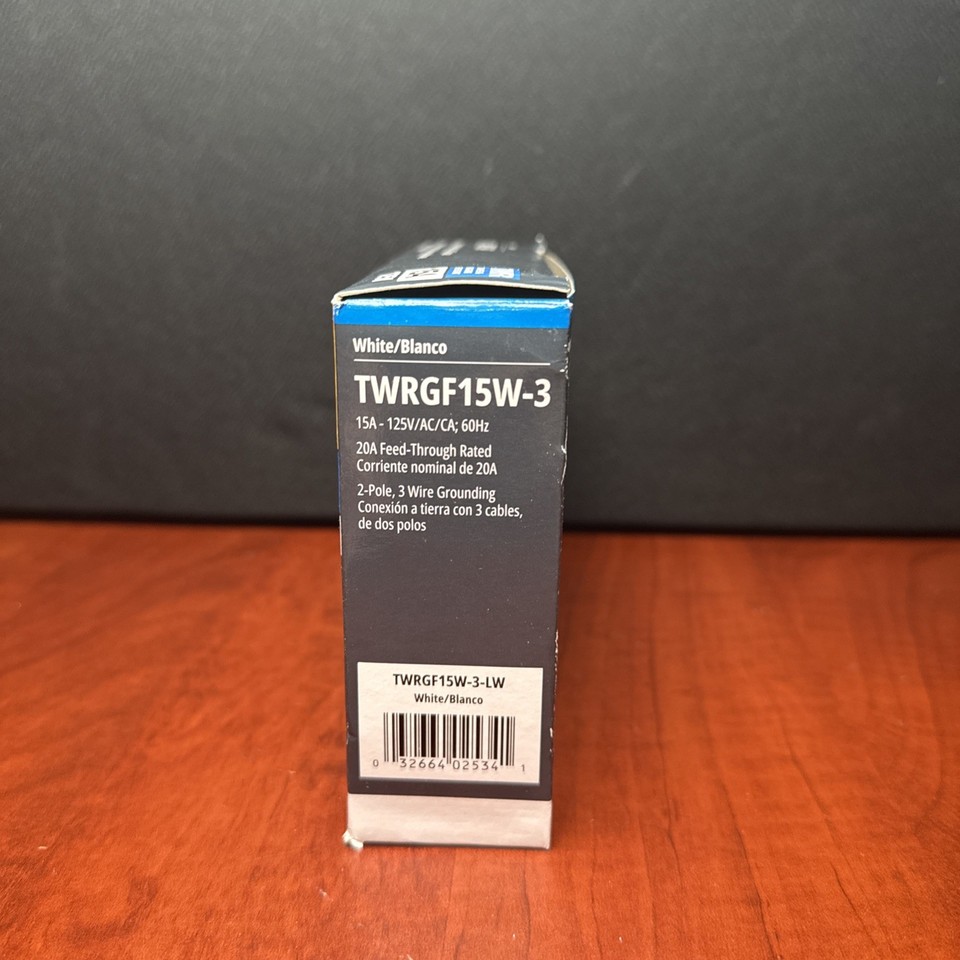 Eaton TWRGF15W-3 15A slim tamper/weather resistant GFCI receptacle ...