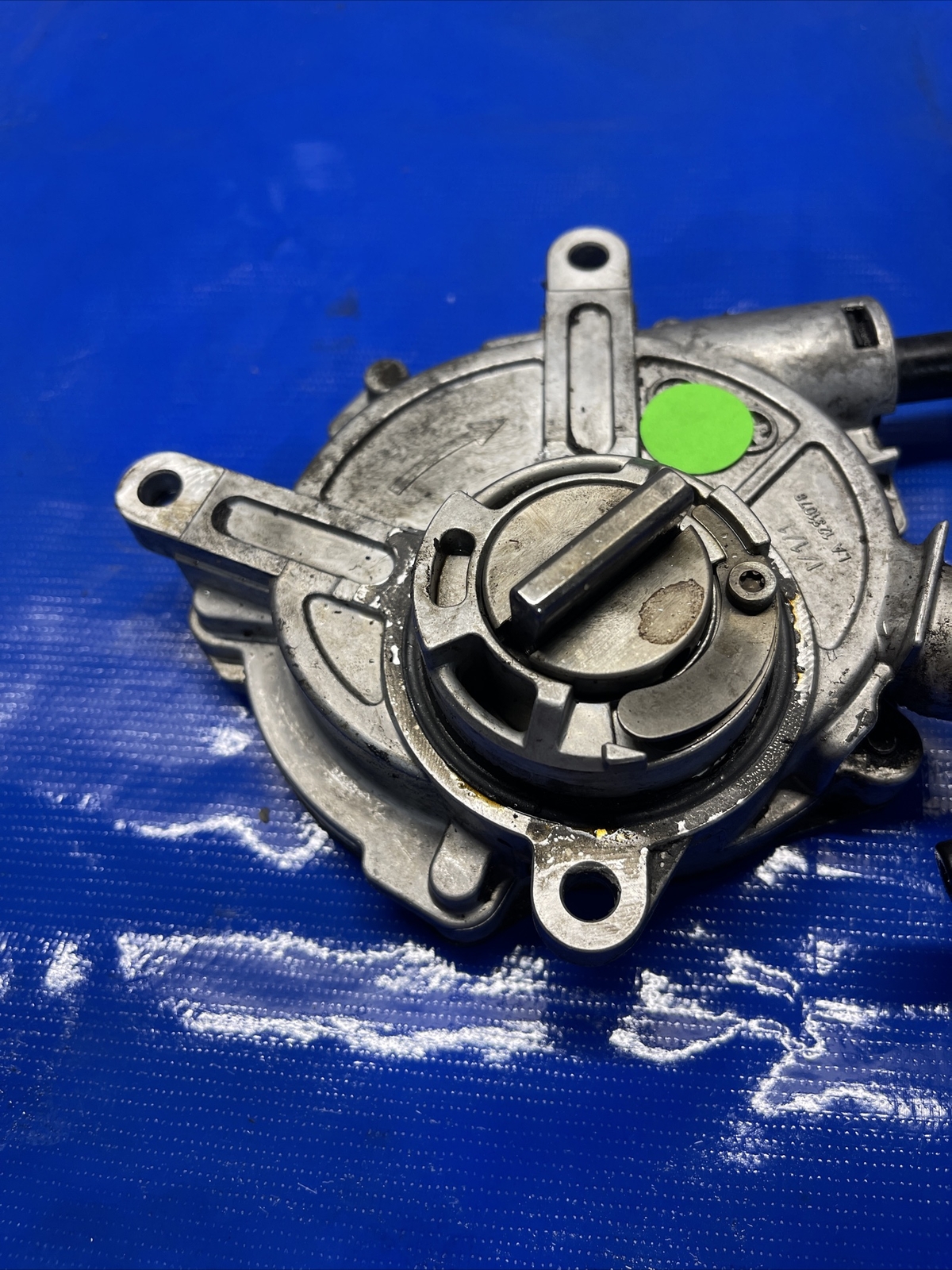 06-11 Mercedes W212 E350 SLK300 Engine Motor Brake Vacuum Pump ...
