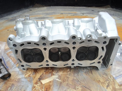 05 YAMAHA VECTOR RS APEX GT ATTACK RAGE bare used CYLINDER HEAD TRIPLE ...