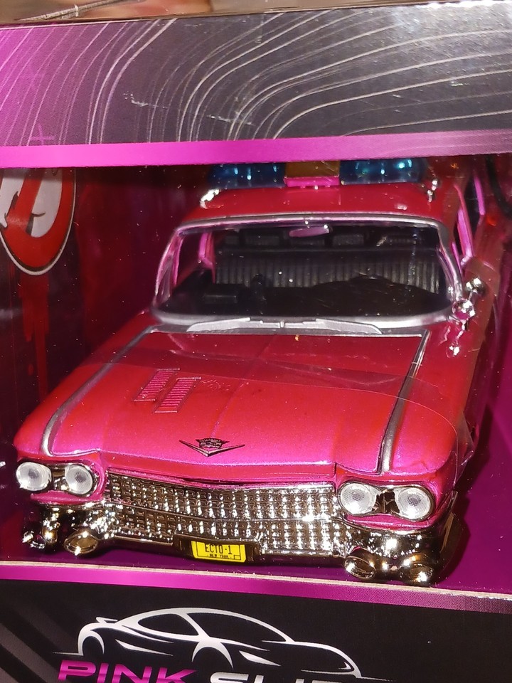 2025 Jada Pink Slips Ecto-1 Ghostbusters Pink Chase 1:24 Scale | eBay
