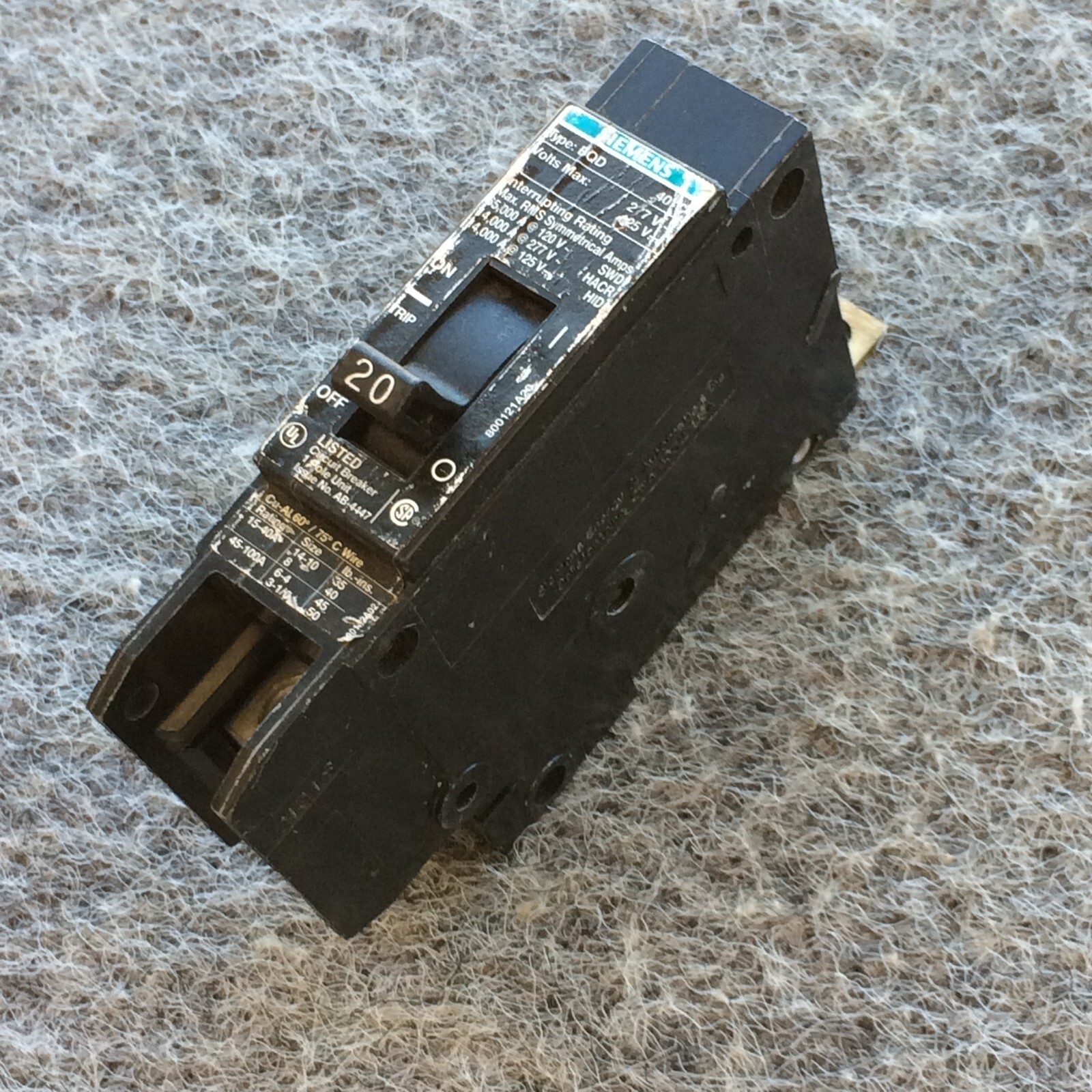 Siemens BQD BQD120 20 Amp, 277 Volt, 1 Pole, Black, Circuit Breaker ...