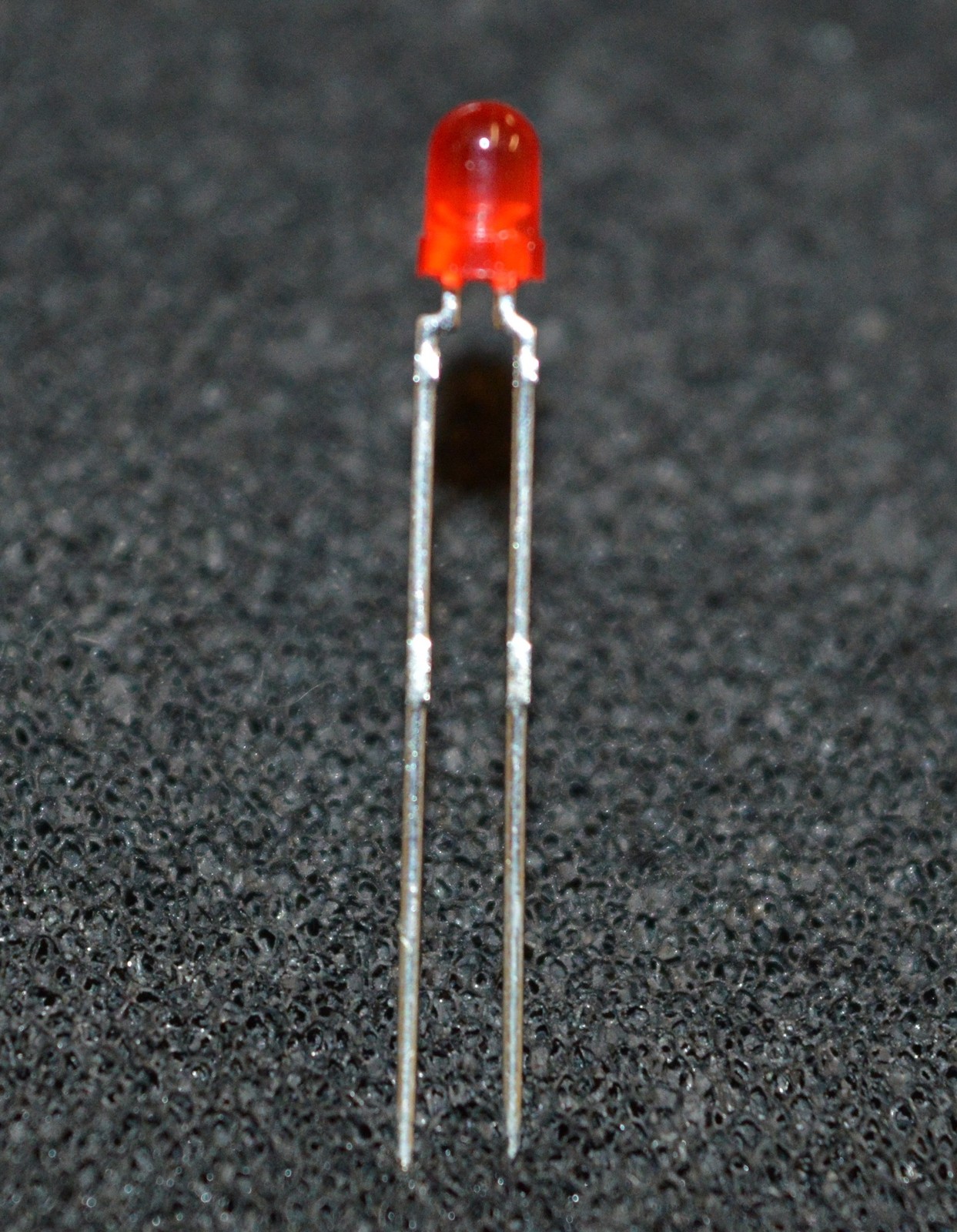 5 X 3mm LED Red CUR32D 3 mm Red LED, 2 mcd 2mA VARIOUS QTY(4538) | eBay