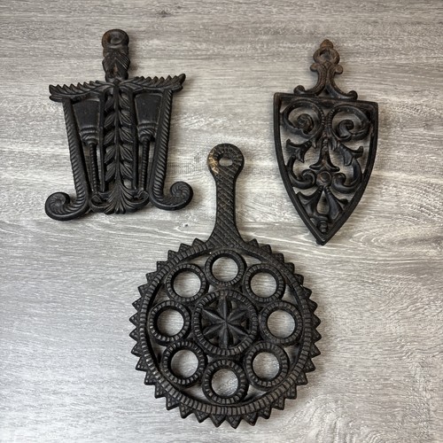 Vintage Cast Iron Trivet Griswold 1725 1727 1728 Set Of 3 Kitchen Decor ...