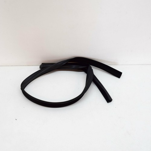 NEW MERCEDES-BENZ E W211 FRONT LEFT WINDOW RUN CHANNEL A2117250125 | eBay