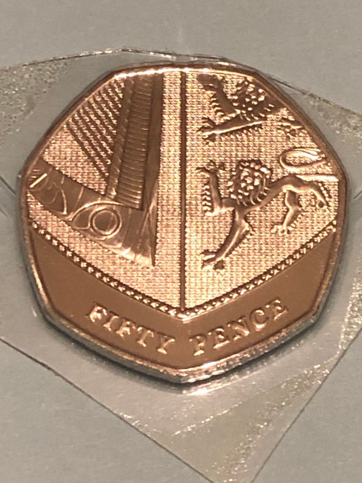 2011 50p Fifty Pence Coin Shield Royal Coat of Arms 4th Portrait UK ...