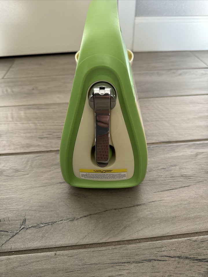 Cricut Cuttlebug Craft Embossing Die Cutting Machine Green Tan | eBay