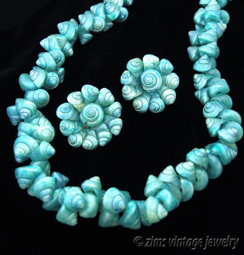 Vintage 1950's Aqua blue real SEASHELL Trochus snail Shell NECKLACE ...