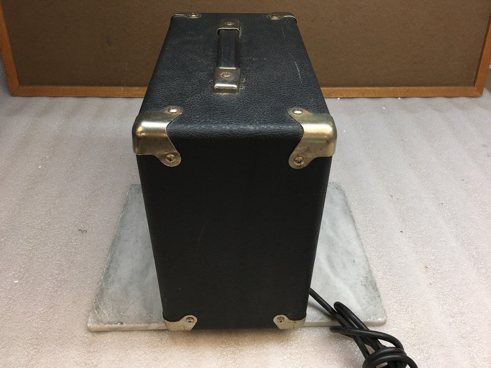 Fender Frontman Series PR 241 38 Watts Electric Guitar Amplifier In ...