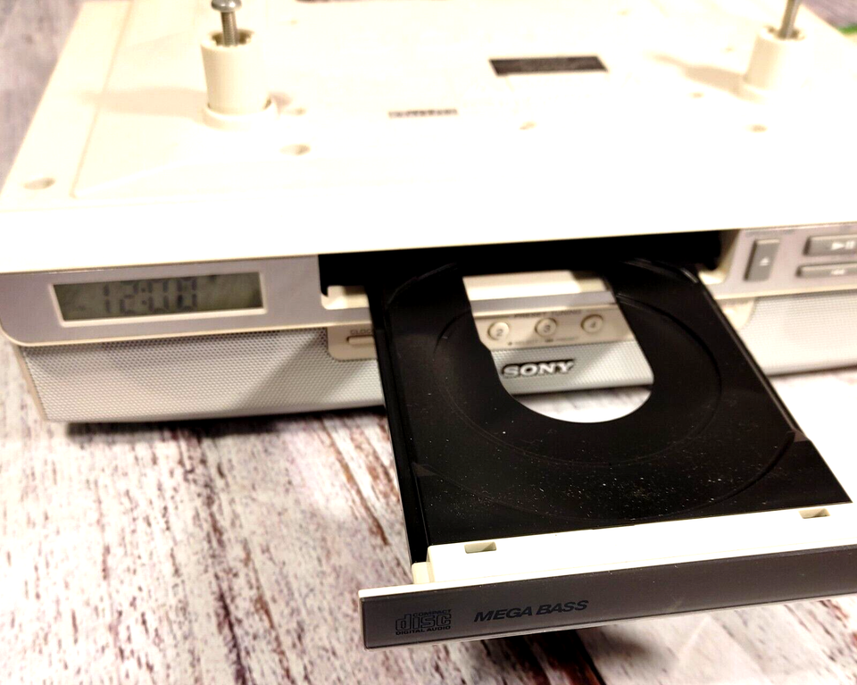 Sony Spacemaker FM/AM CD Kitchen Under Cabinet Clock Radio ICF-CD523 W/O Remote. | eBay