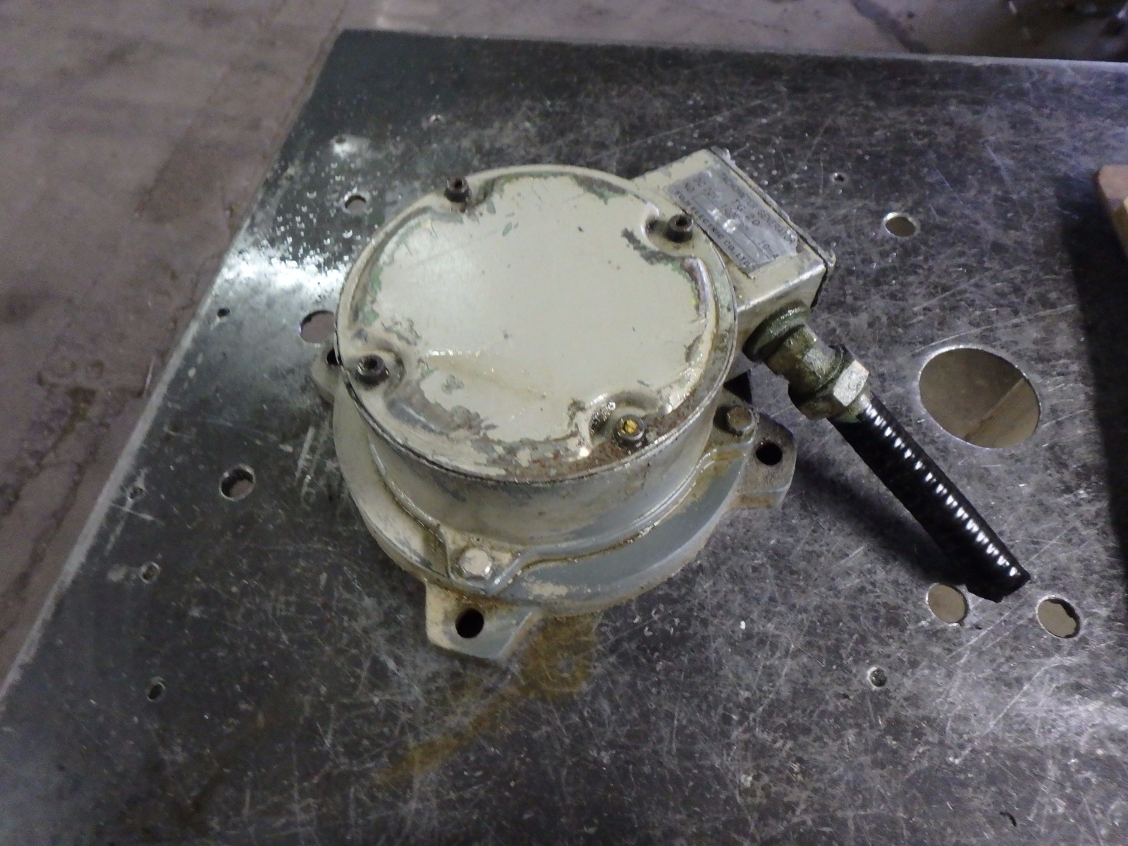 FUJI ELECTRIC TACHOMETER BRUSH MOTOR TG-20_TG20 | eBay