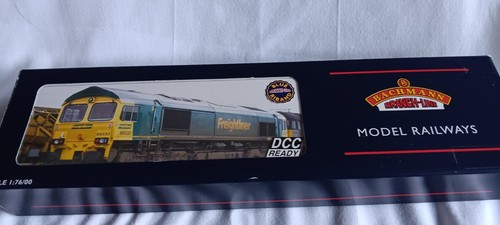 Bachmann 32-728 Class 66 Freightliner Diesel Loco 66612 Forth Raider ...