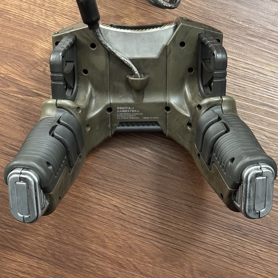 Radica Gamester FPS Master Pistol Grip Wired Controller for Original ...