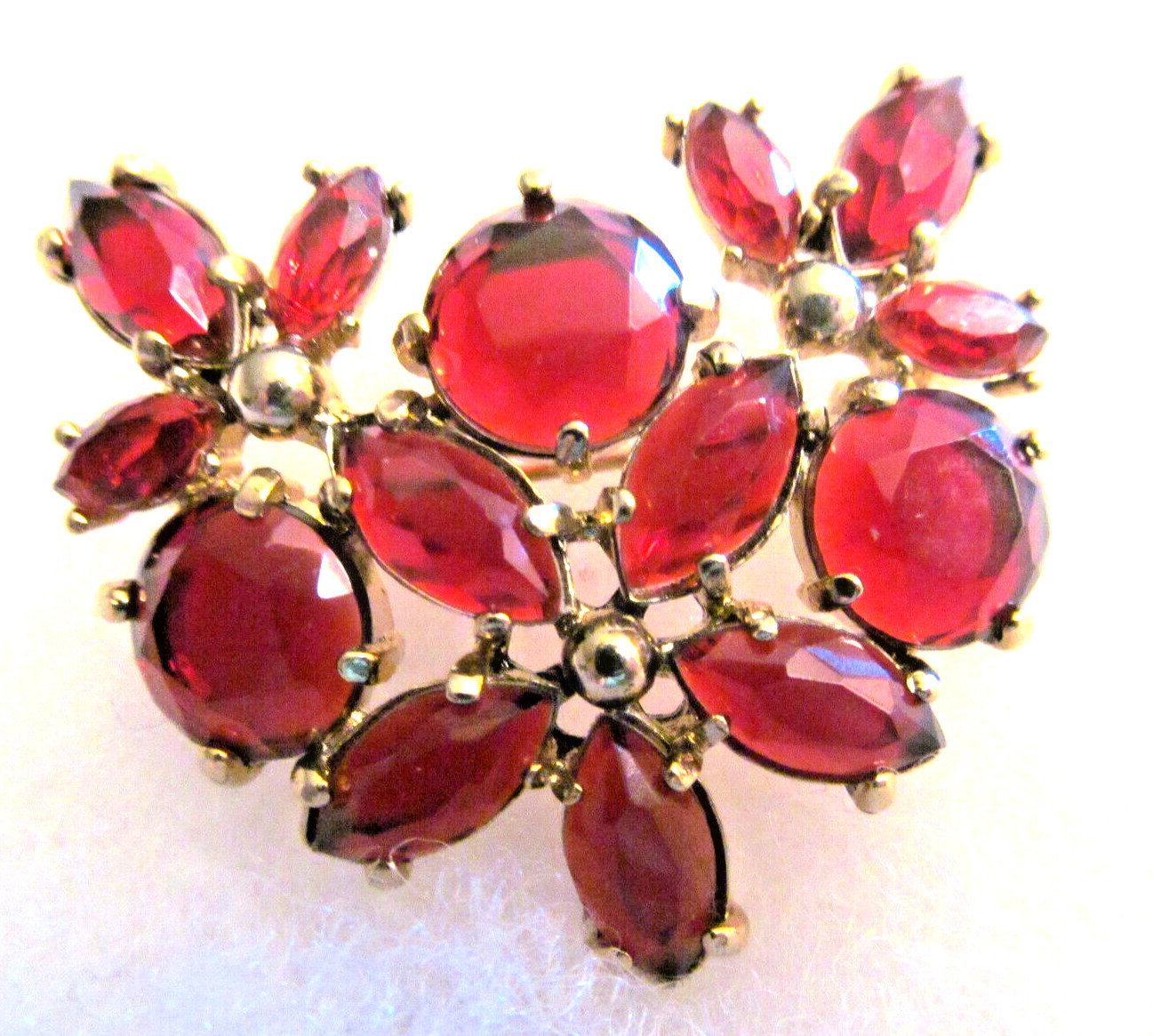 VTG SIGNED MONET BEAUTIFUL RUBY RED FLOWER SPRAY RHIN… - Gem