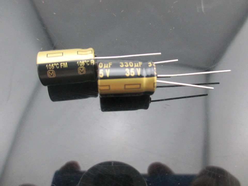 12pcs JAPAN Panasonic FM 330uf 35V 330mfd Impedance Electrolytic ...