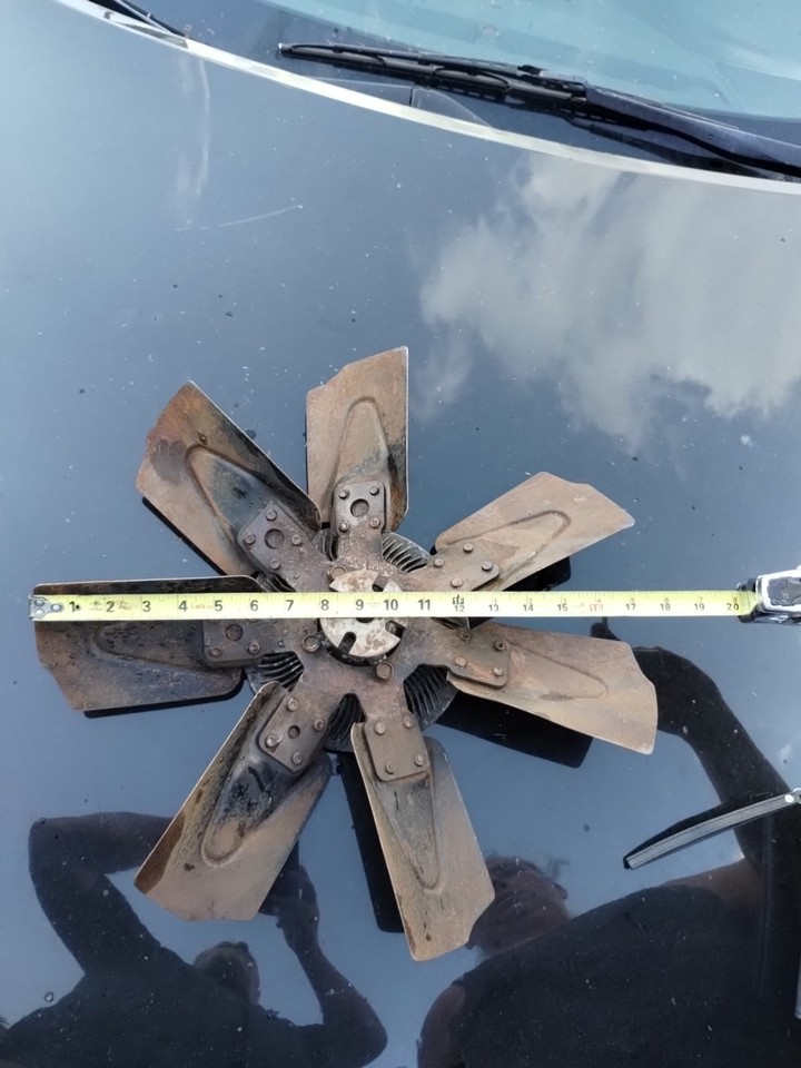 7 Blade Clutch Fan 18.5" Diameter Part #2863216 Mopar Chrysler Dodge ...