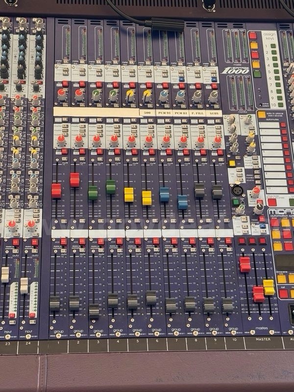 Midas Heritage 1000 48 Channel Analog Mixing console Sound Audio ...