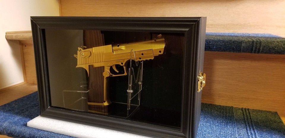 Gun Display Case Green Felt Wood Handgun Pistol Revolver 98% UV Lock ...