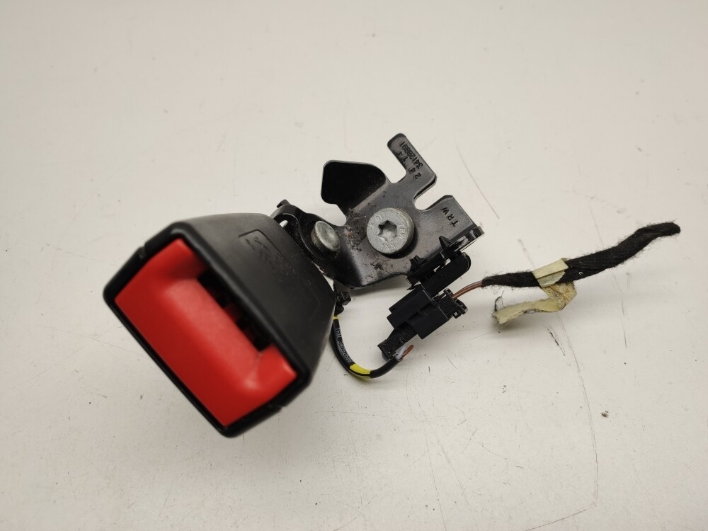 MERCEDES BENZ C-CLASS W205 2014 REAR SEAT BELT FASTENER LEFT SIDE ...
