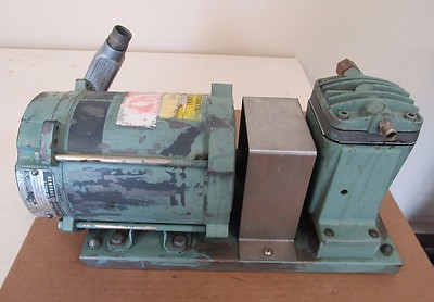 Vacuum - Vacuum Pump W Ge
