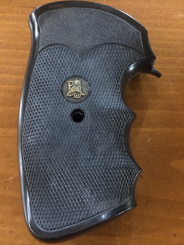 Pachmayr® GRIPPER Checkered Grip for COLT I FRAME, Python, Trooper Used ...