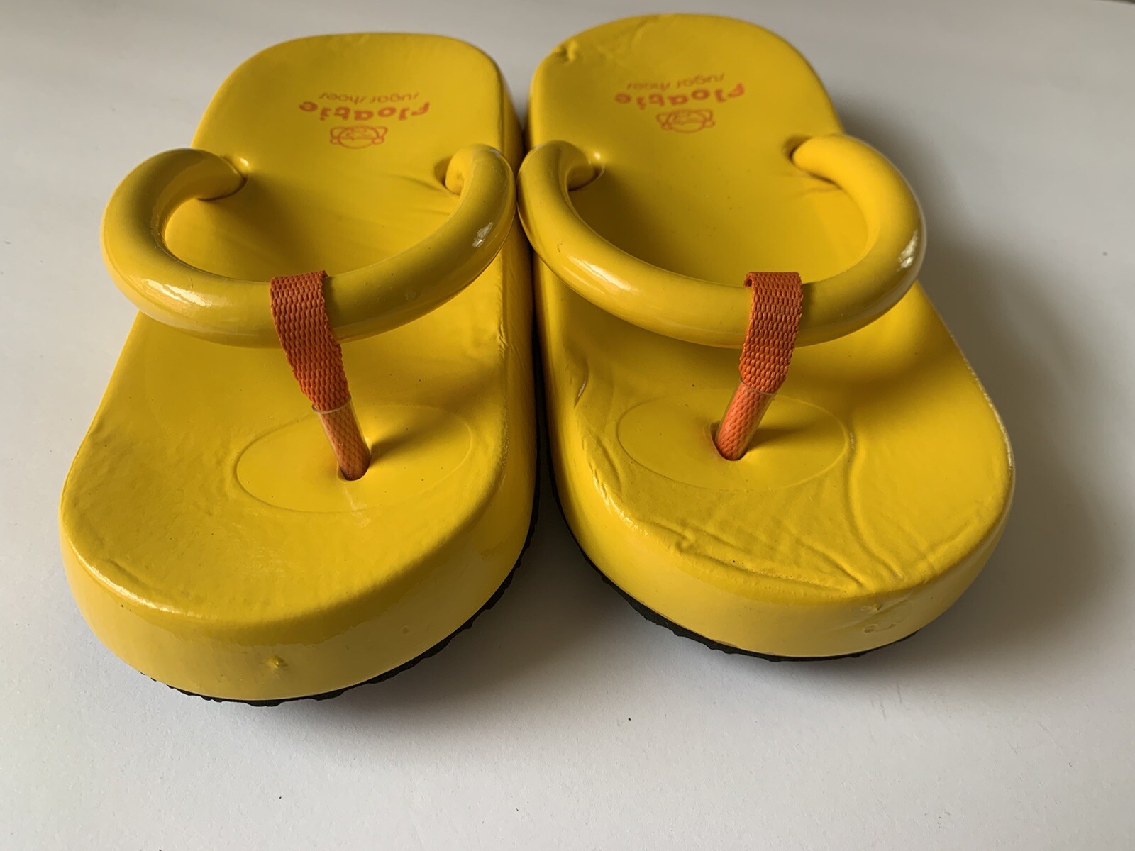 VTG Floatie Sugar Shoes Yellow Floating Flip Flops 90s Y2K Womens 5/6 ...